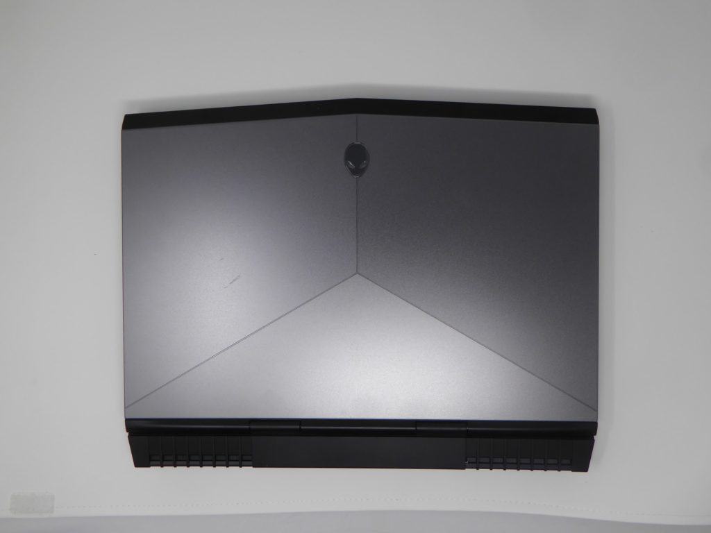 Alienware 15 R4 Review – With Intel i9-8950HK & GTX 1070