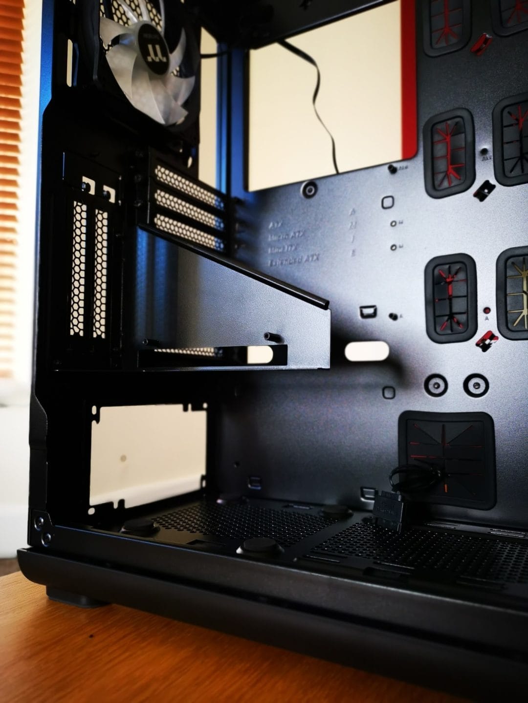 Thermaltake View 37 ARGB Mid-Tower PC Case Review