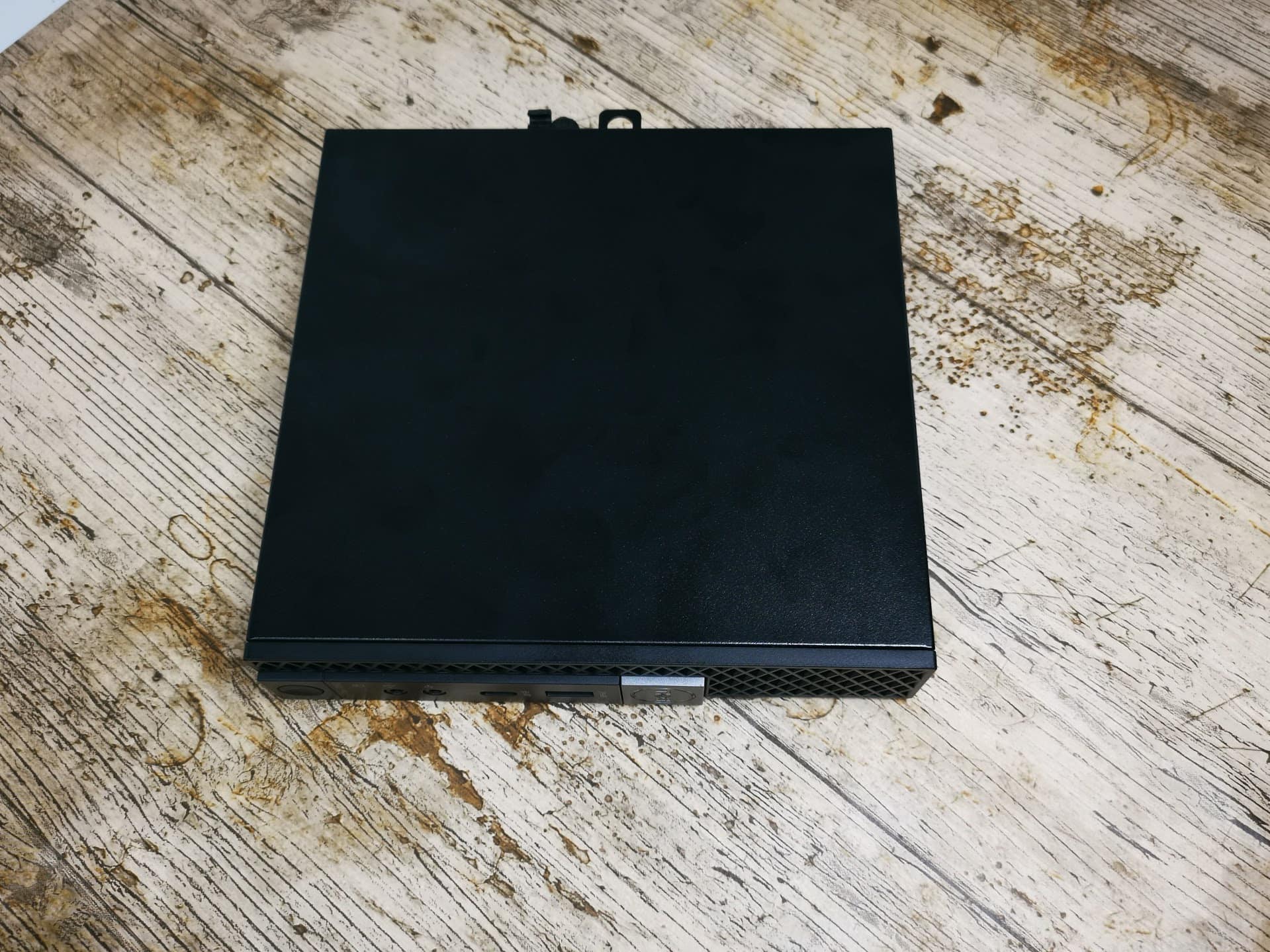 Dell OptiPlex 7060 Micro Review – An ultracompact desktop for business ...