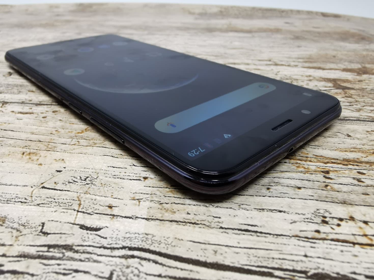 Rokit 3D Pro Phone Review – A bizarre 3D phone with breakdown recovery ...