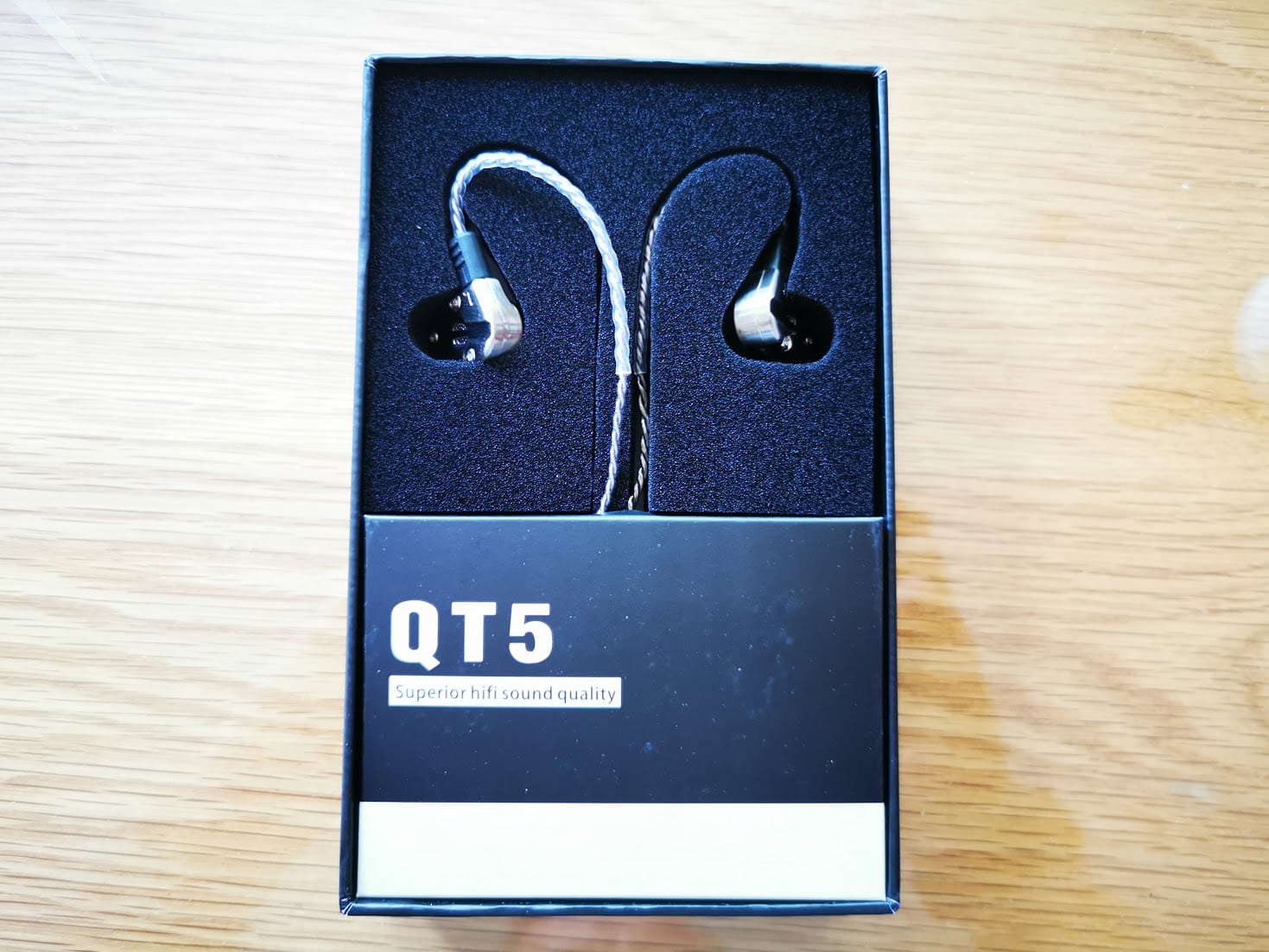 RevoNext QT5 Earphone Review - Affordable dual driver earphones with ...