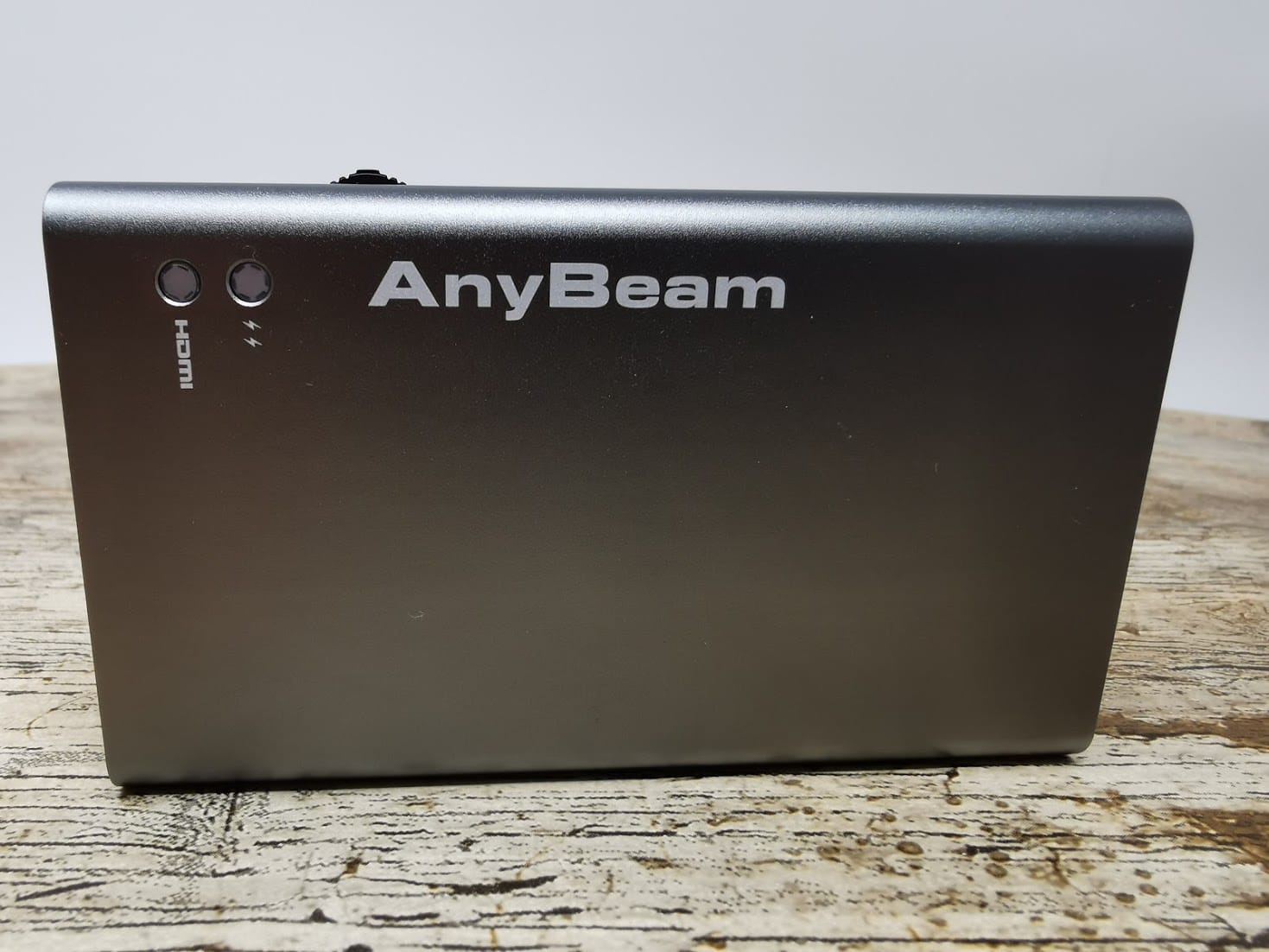 Nebra AnyBeam Review – Worlds smallest pocket laser projector.