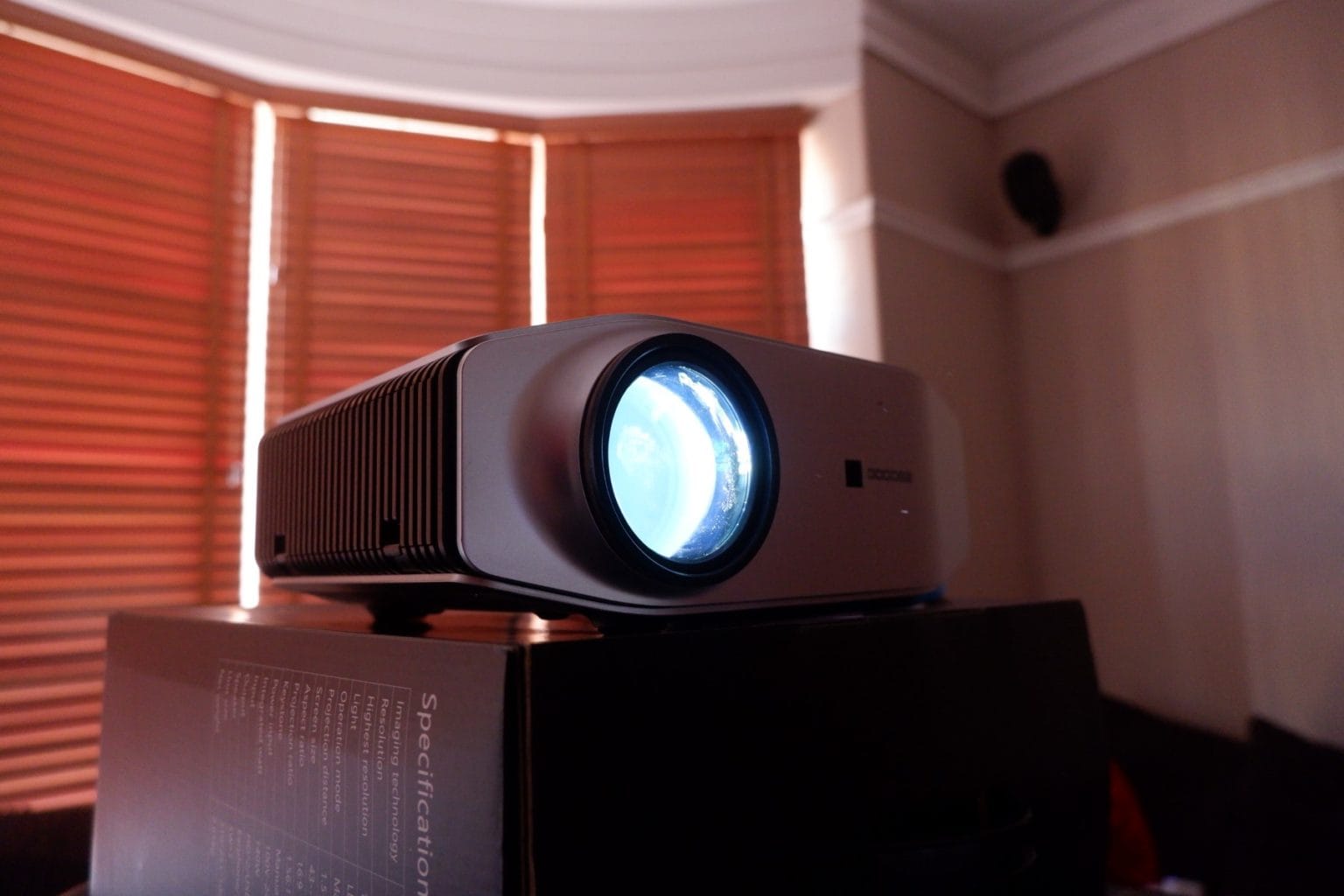 GooDee YG620 Native 1080P Full HD Projector Review – Full-sized ...