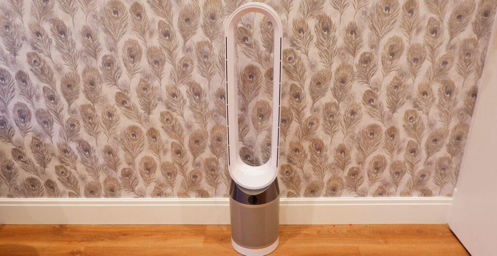 Dyson Pure Cool Tower Fan Review – A smart air-purifying fan for asthma ...