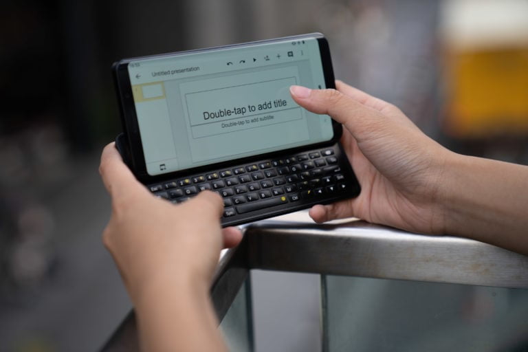 F(x)tec Pro1-X Announced - with physical keyboard, Lineage OS and ...