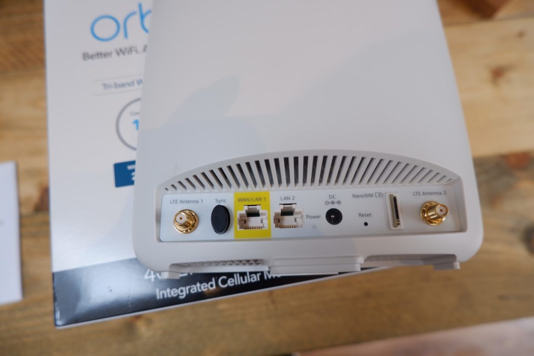 Netgear Orbi 4G LTE Advanced Tri-band Router Review (LBR20) – Mesh Wi ...