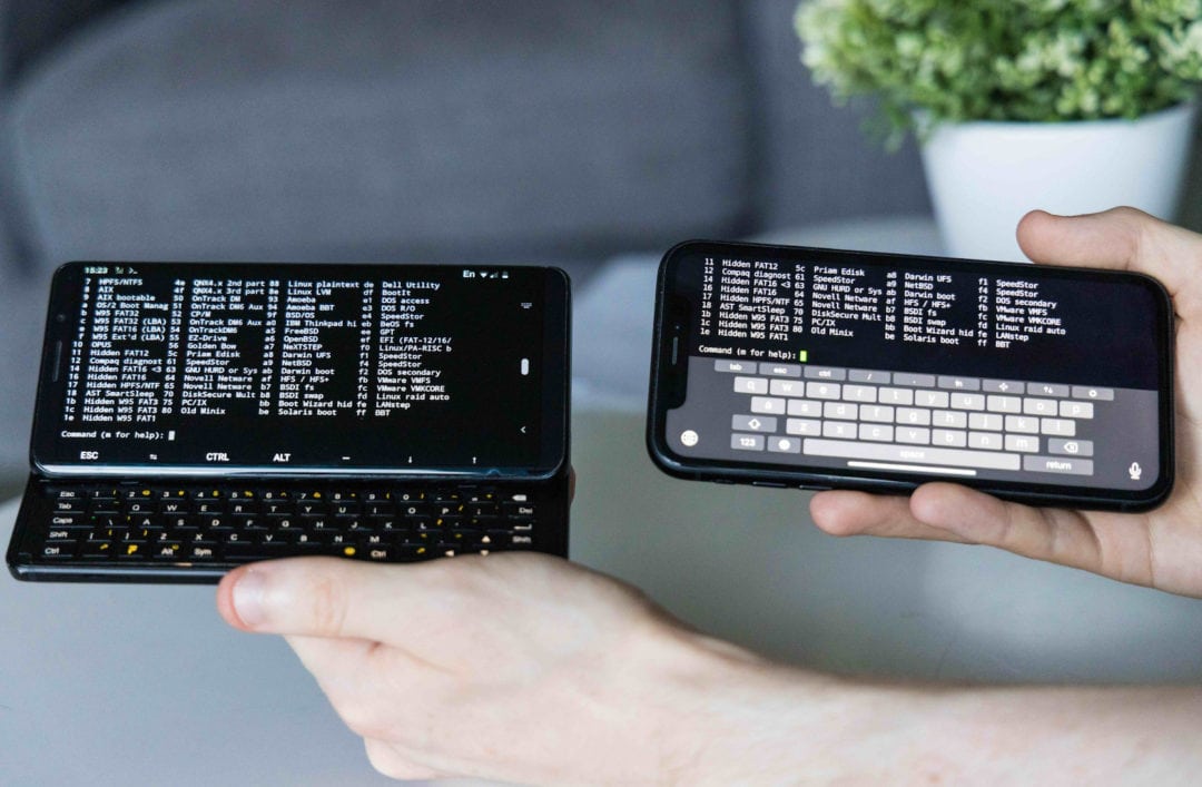 Benefits of a keyboard smartphone in 2020