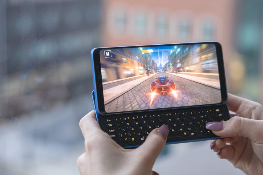 Benefits of a keyboard smartphone in 2020