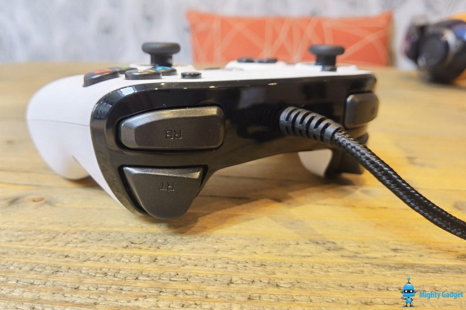 Nacon Pro Compact Controller Review – A compact wired controller for ...