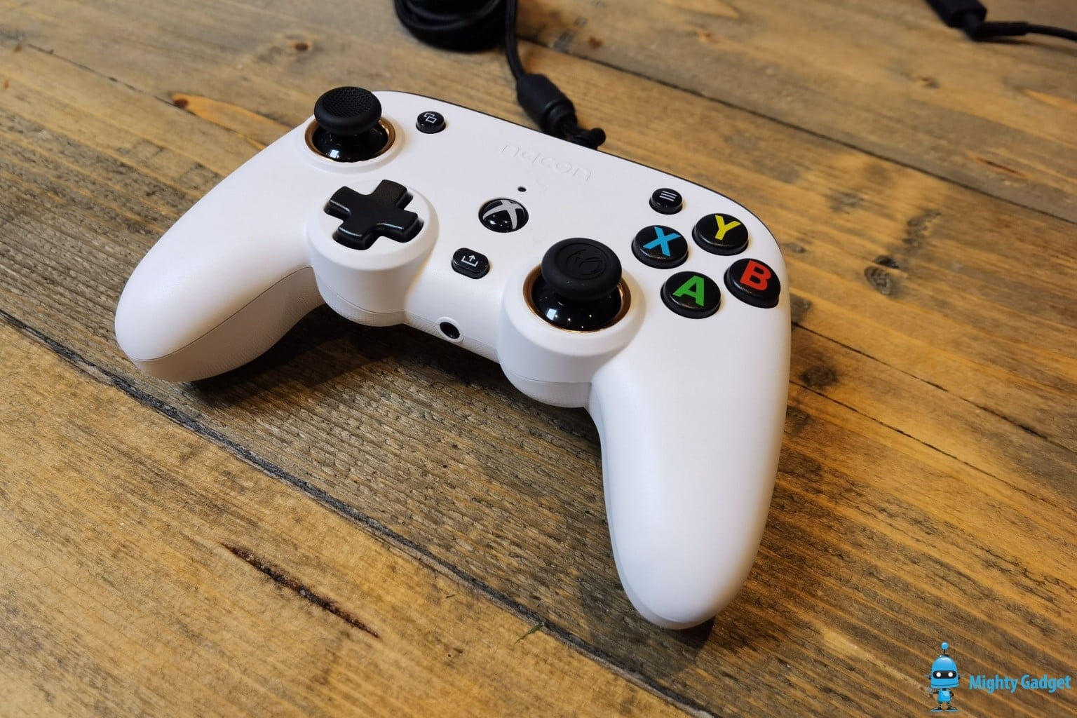 Nacon Pro Compact Controller Review – A compact wired controller for ...