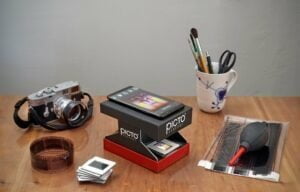 PictoScanner portable scanner turns negatives and slides into digital ...