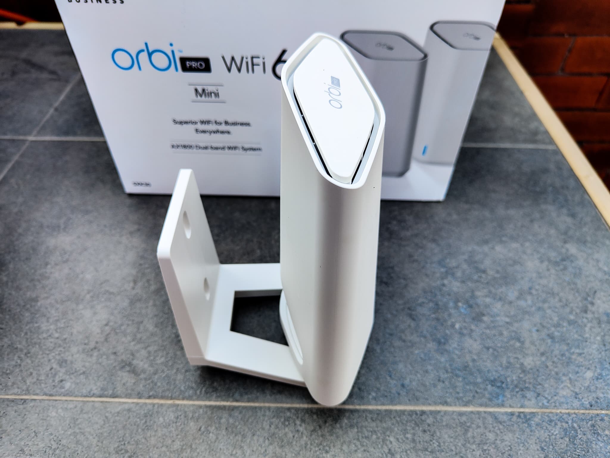 Netgear Orbi Pro Mini SXR30 Review – Affordable business WiFi 6 Dual ...