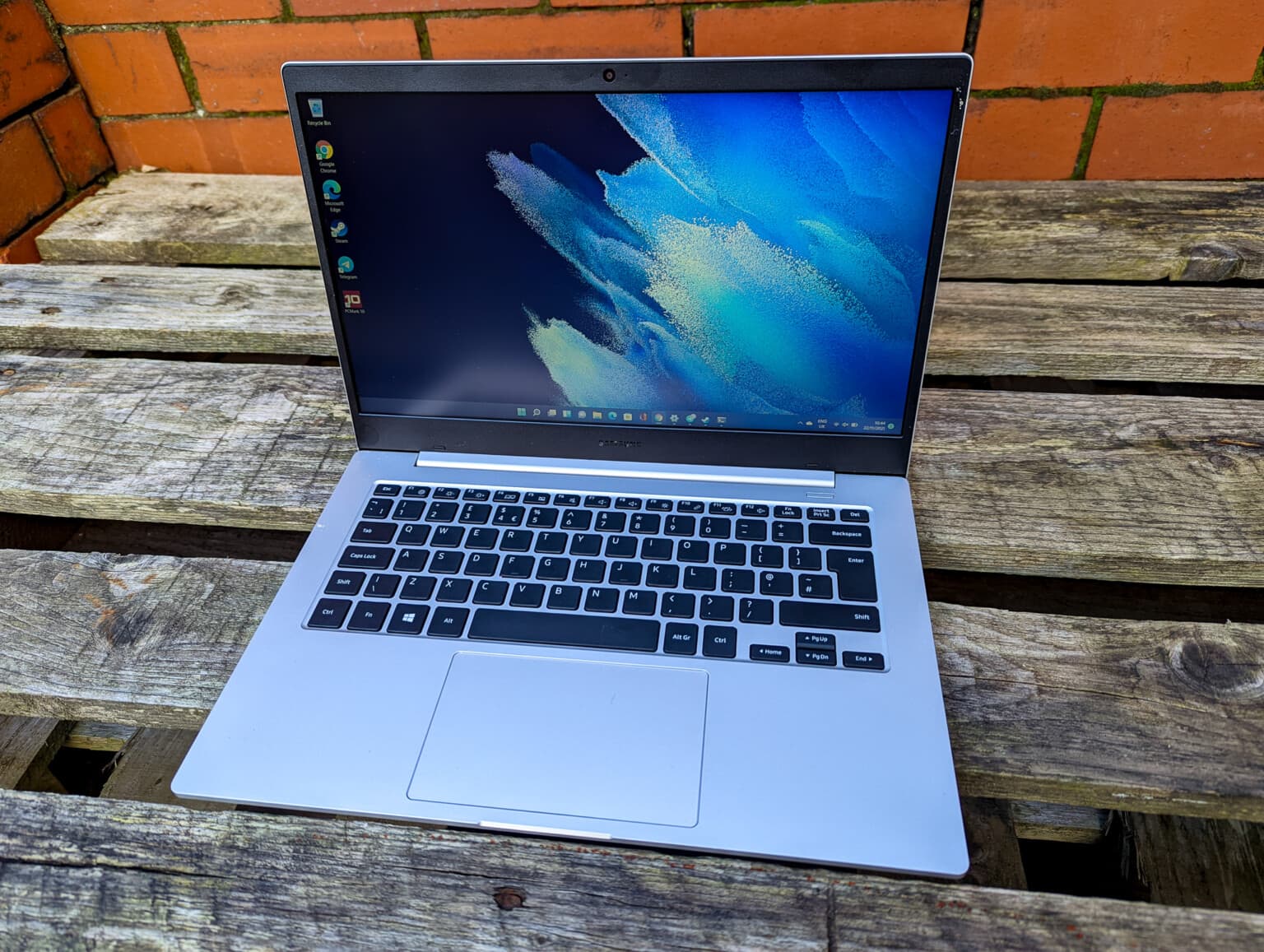 Samsung Book Go Review – A £399 Qualcomm Snapdragon 7c laptop – Testing ...
