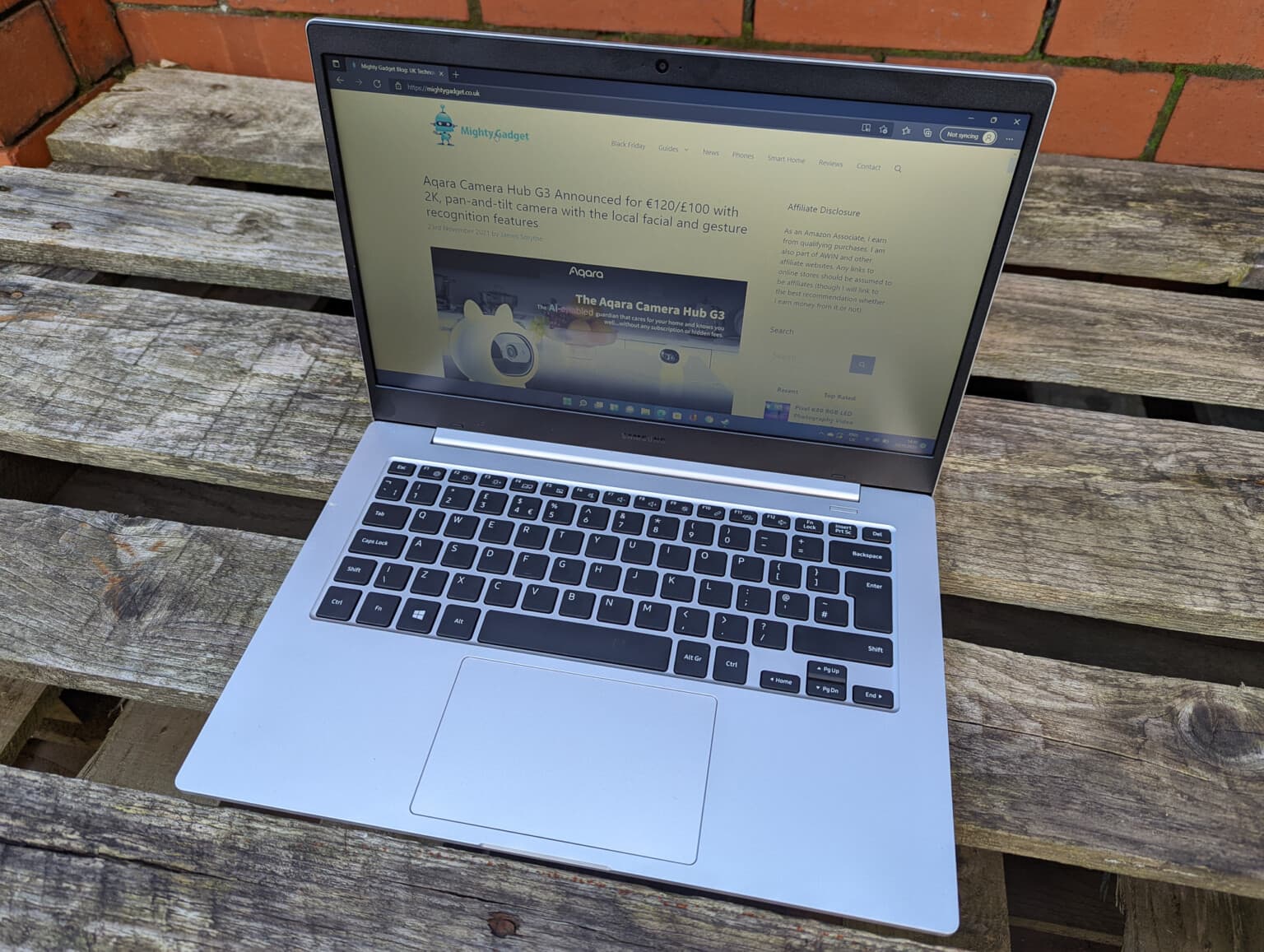 Samsung Book Go Review – A £399 Qualcomm Snapdragon 7c laptop – Testing ...