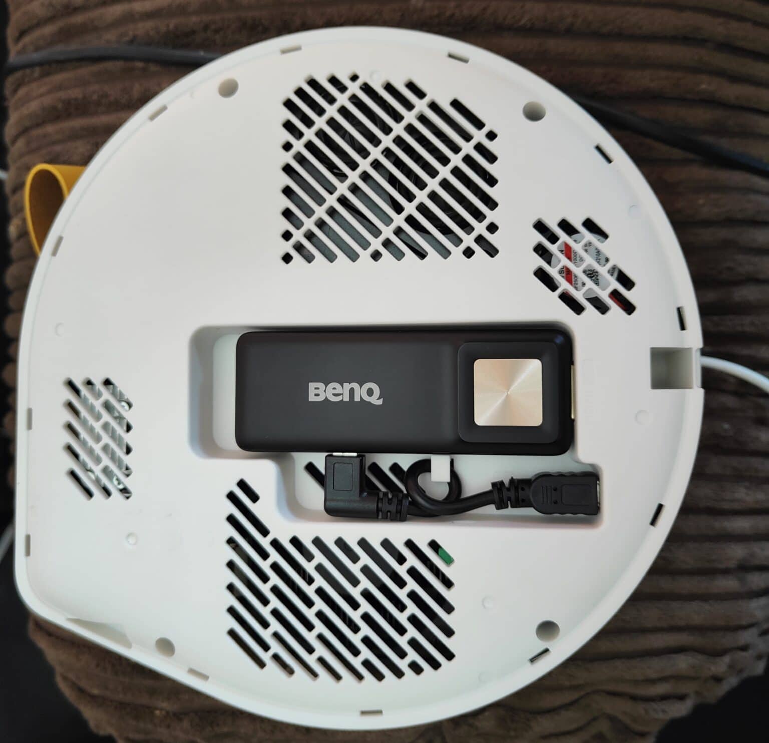 BenQ GV30 vs Viewsonic M1+ vs Nebula Capsule Max Portable Projector ...