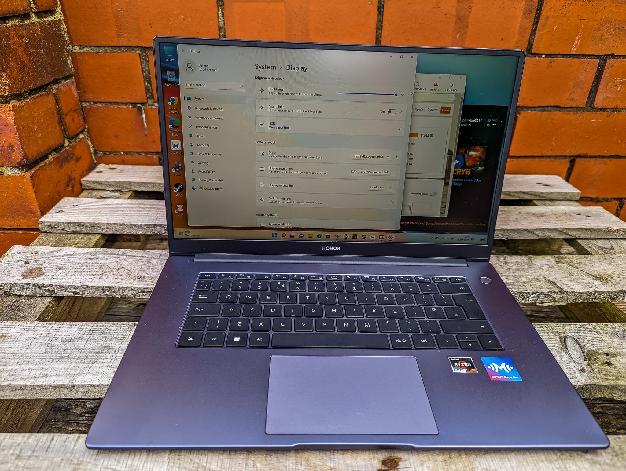 Honor MagicBook 15 Review with AMD Ryzen 5 5500U