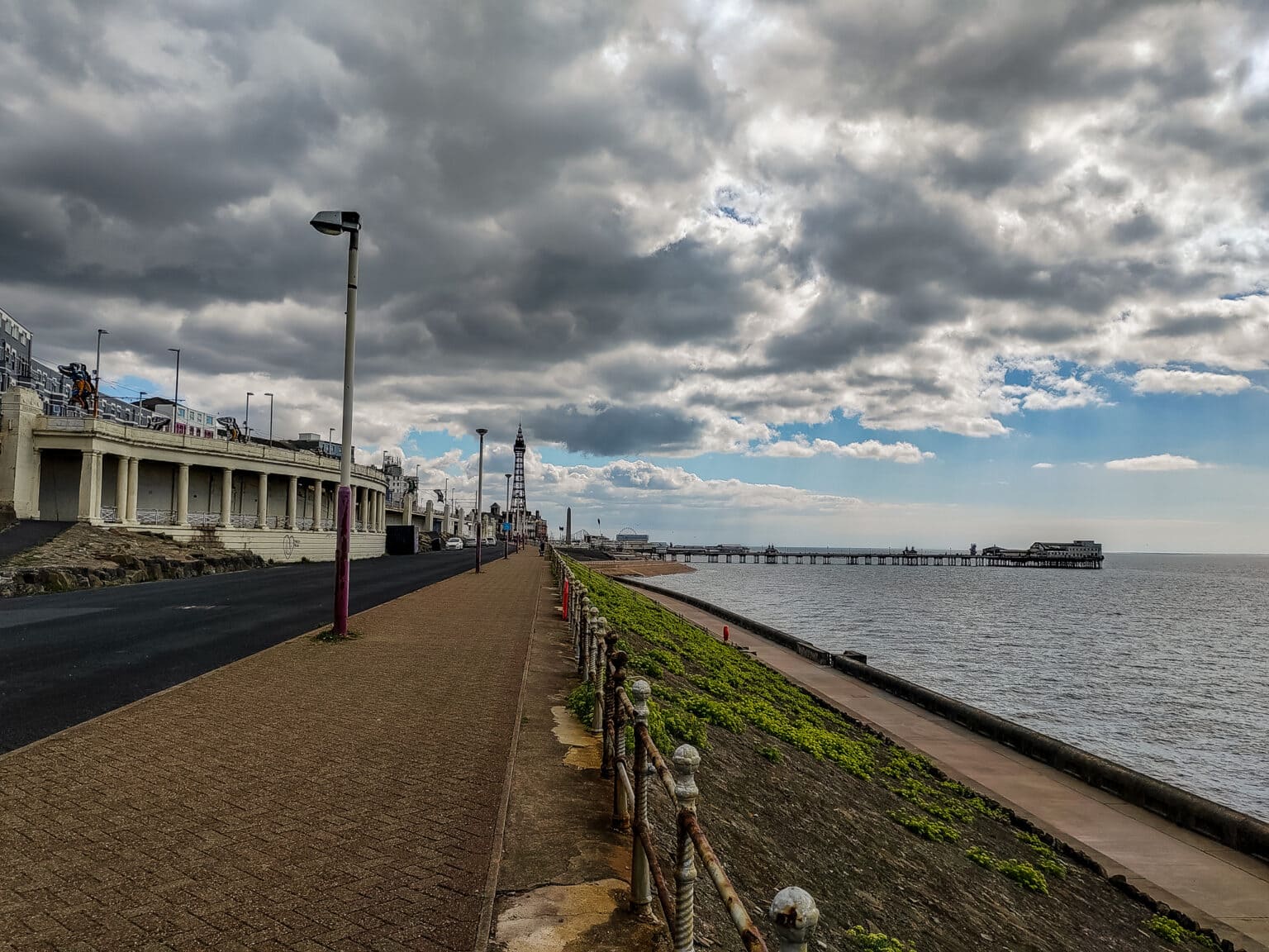 Honor 70 Review – The new 54MP Sony IMX800 camera helps this stand out ...