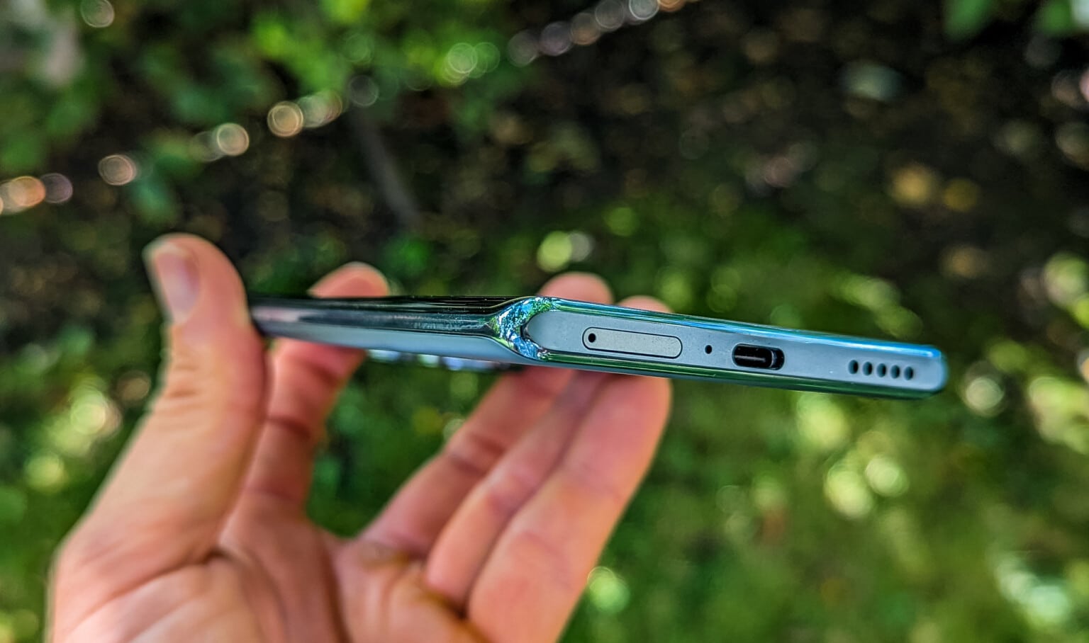 Honor 70 Review – The new 54MP Sony IMX800 camera helps this stand out ...