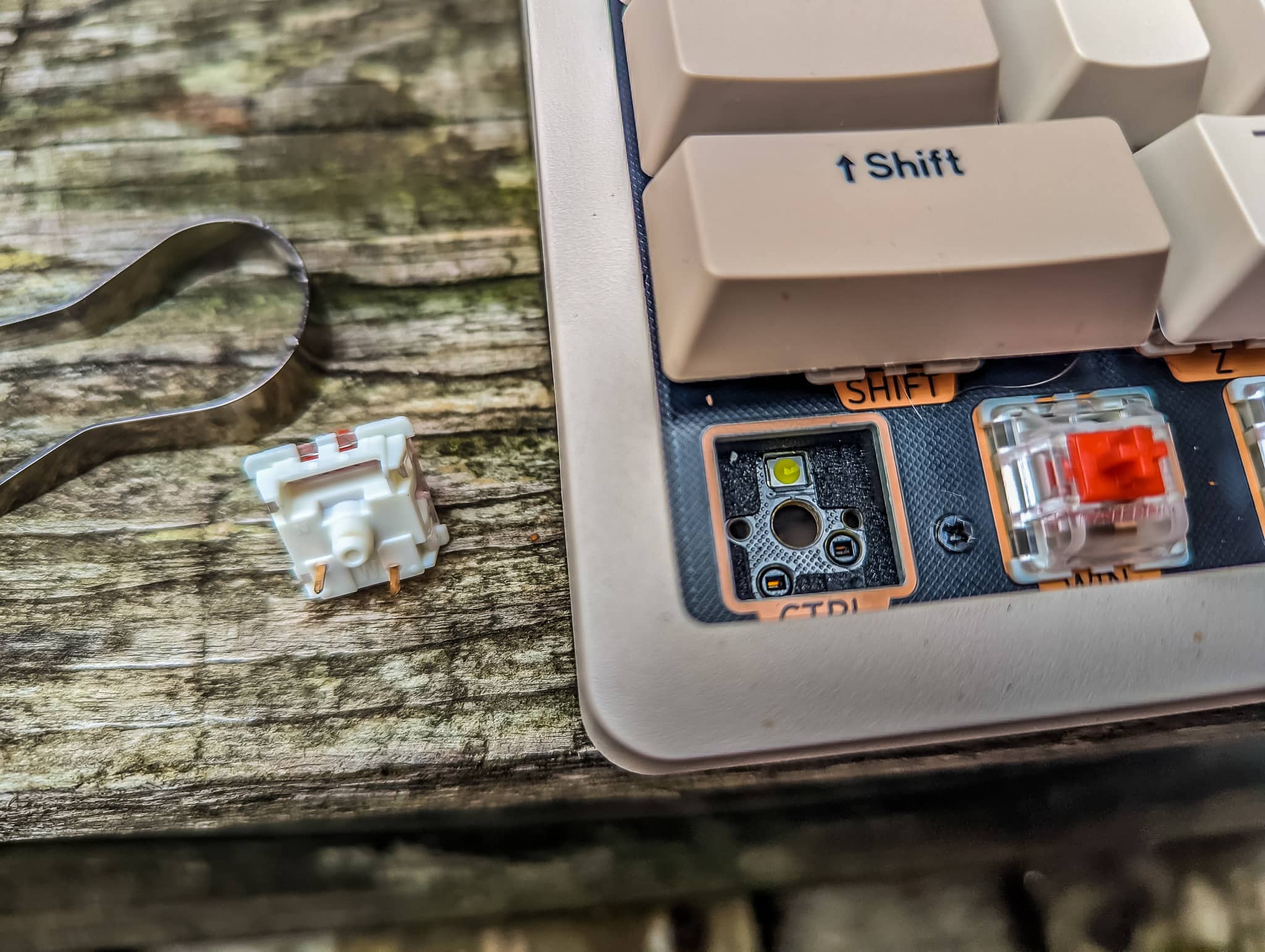 Best Mechanical Keyboards for the Office in 2024 – Quiet / Silent ...