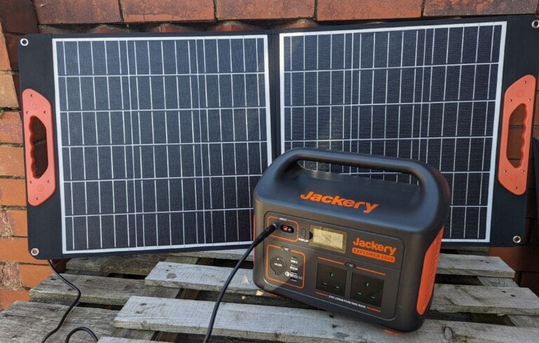Mobisolar 100W Foldable Portable Solar Panel Review vs Jackery ...