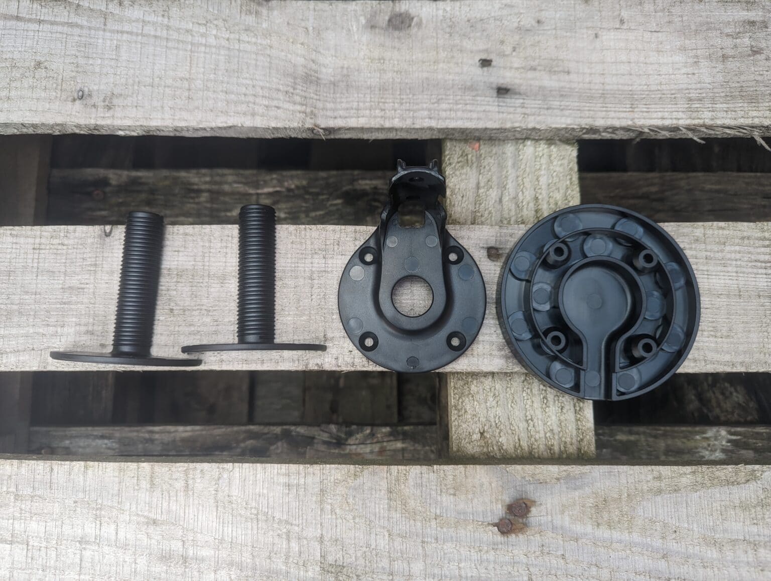 Poynting PUCK-5 Omni-Directional LTE / WiFi / GPS Antenna Review ...