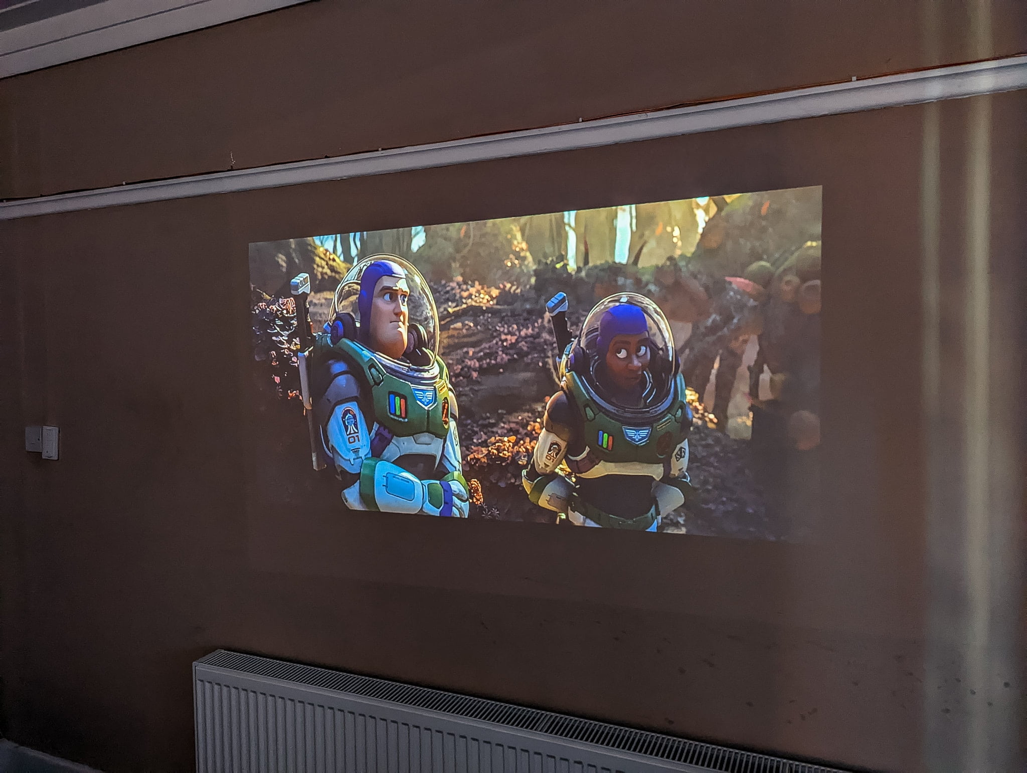 WEMAX Go Advanced Smart Portable Laser Projector Review - A bright 600 ...