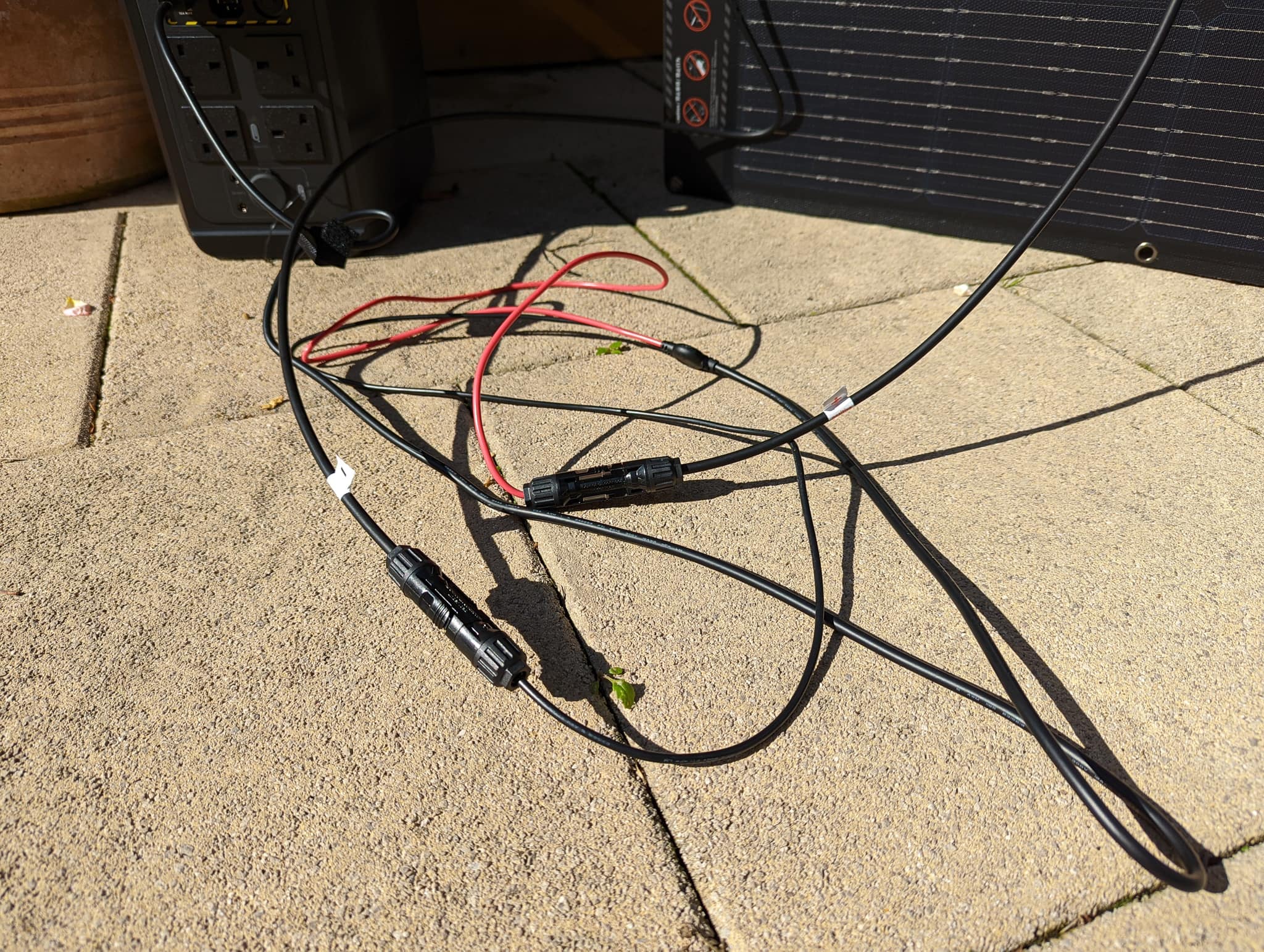 EcoFlow 400W Solar Panel Review – Massive, Expensive, and Amazing