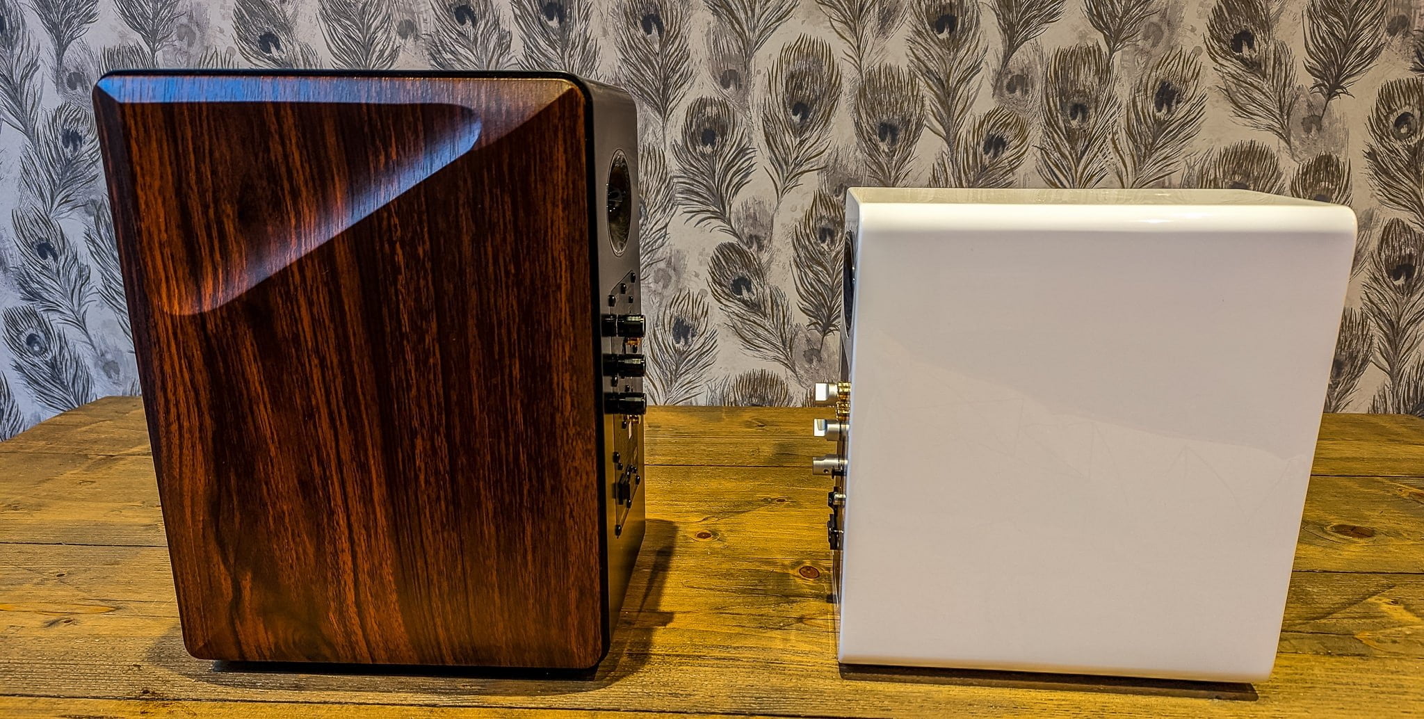 Airpulse A100 Active Speaker Review vs Edifier S3000 Pro