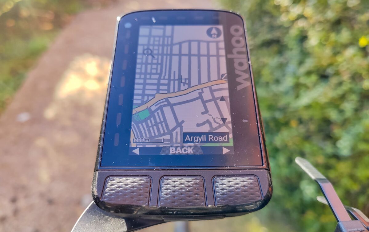 Wahoo ELEMNT ROAM V2 Dual-Band GPS Bike Computer Review – 2022, 2nd Gen ...