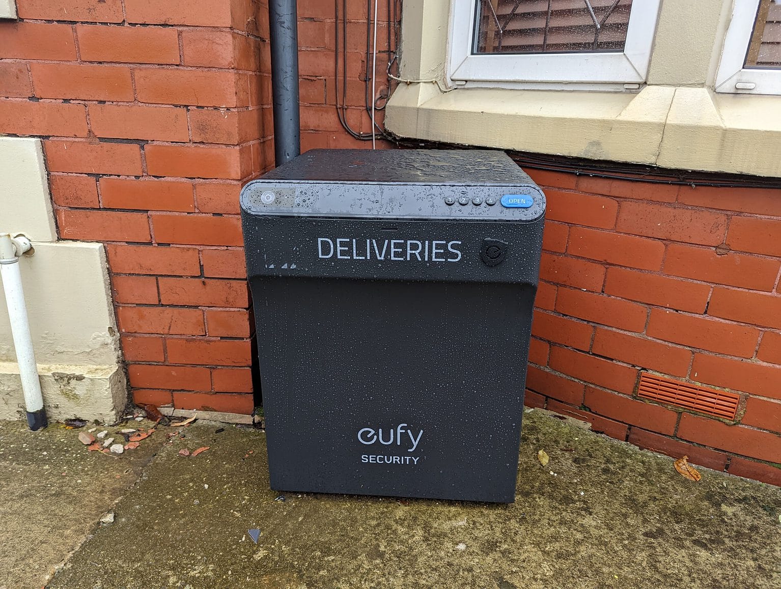 6 Best Outdoor Parcel Delivery Drop Boxes for the UK