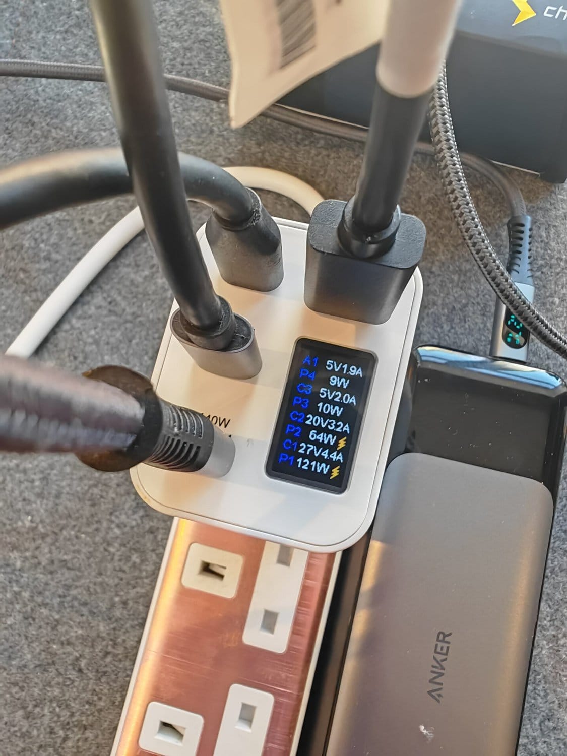 Chargeasap Zeus 270W GaN Charger Review – The best power delivery ...