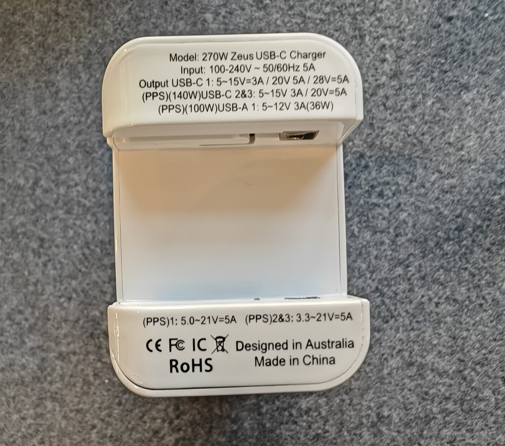 Chargeasap Zeus 270W GaN Charger Review – The best power delivery ...