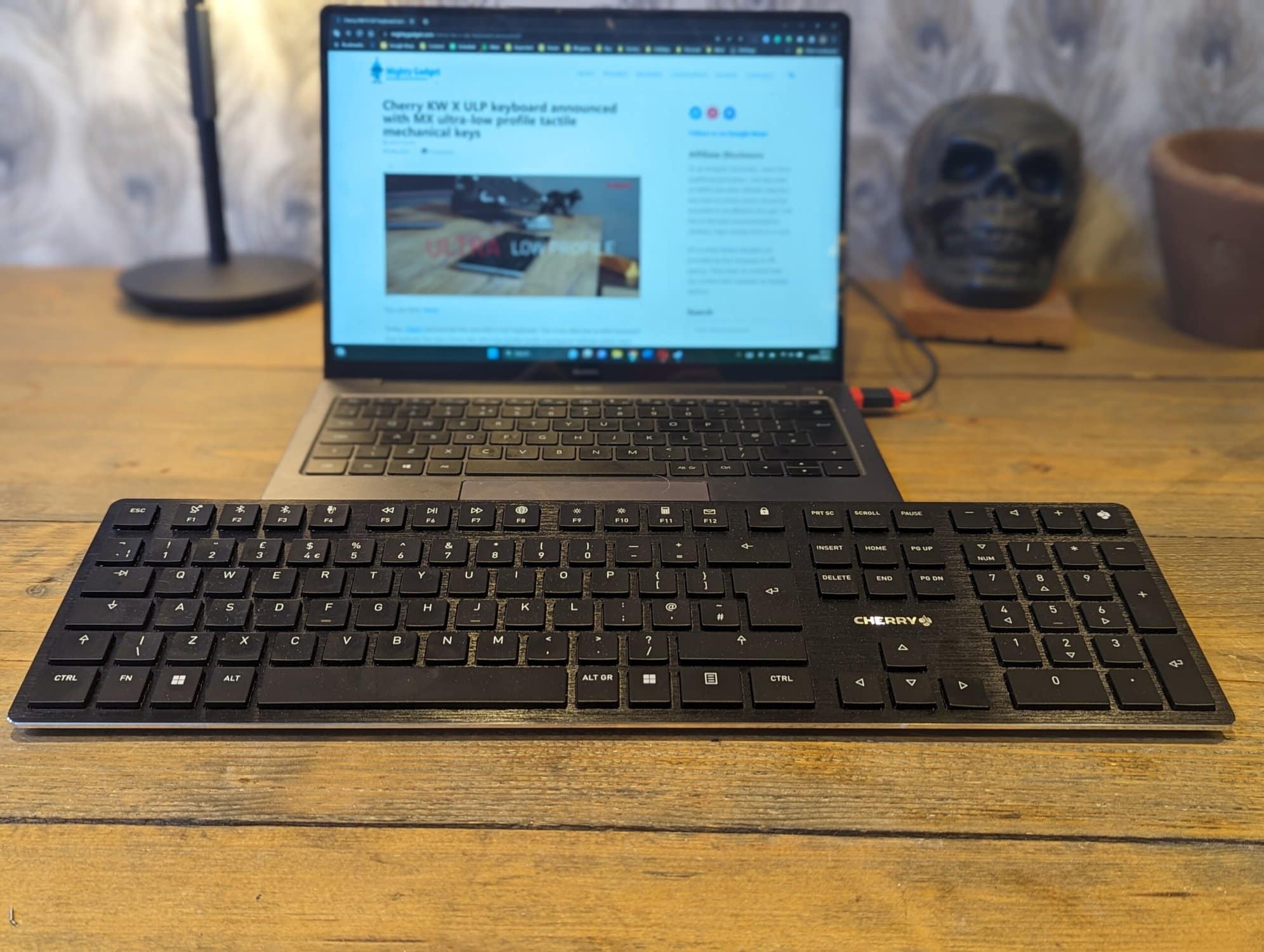 CHERRY KW X ULP Keyboard Review - Mechanical ultra-low profile keyboard ...