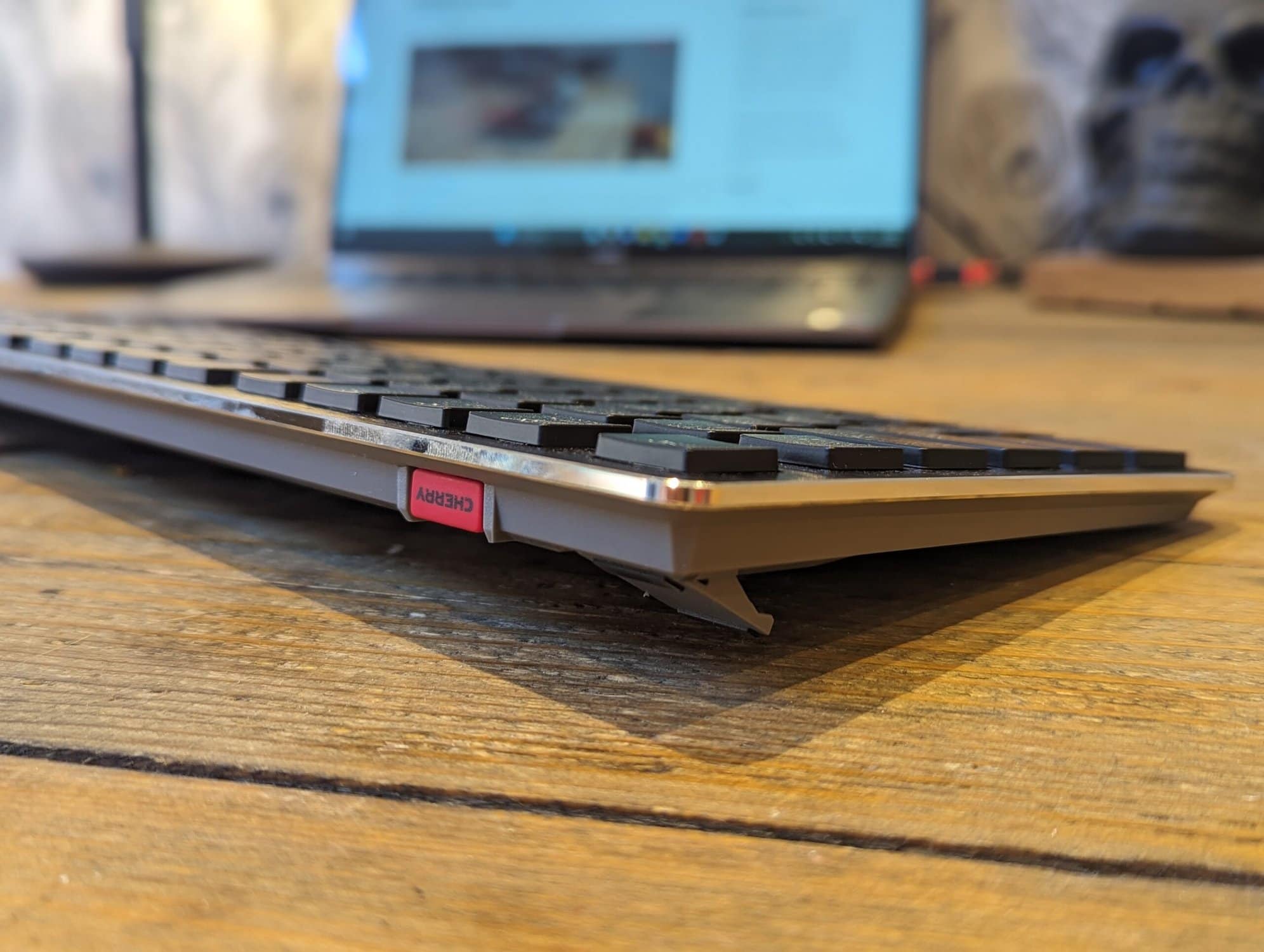 CHERRY KW X ULP Keyboard Review - Mechanical ultra-low profile keyboard ...