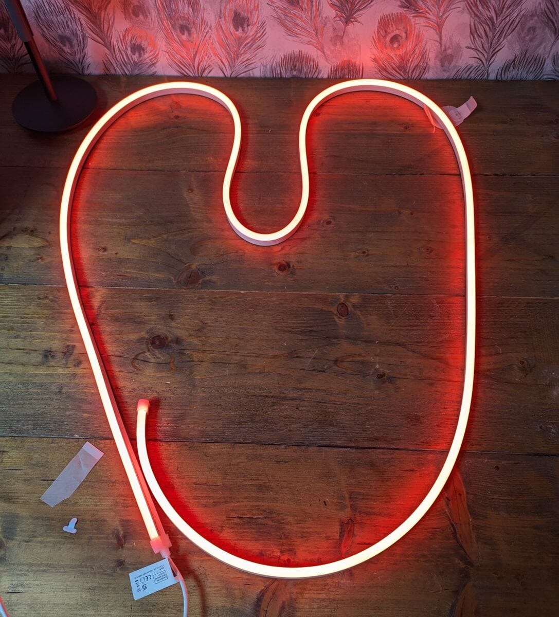 Wiz Neon Flex Strip Review vs Twinkly Flex & Hue Gradient