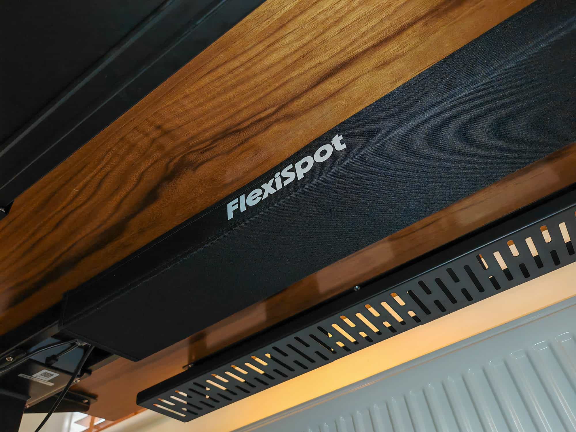 Flexispot E7 Pro Plus Standing Desk Review