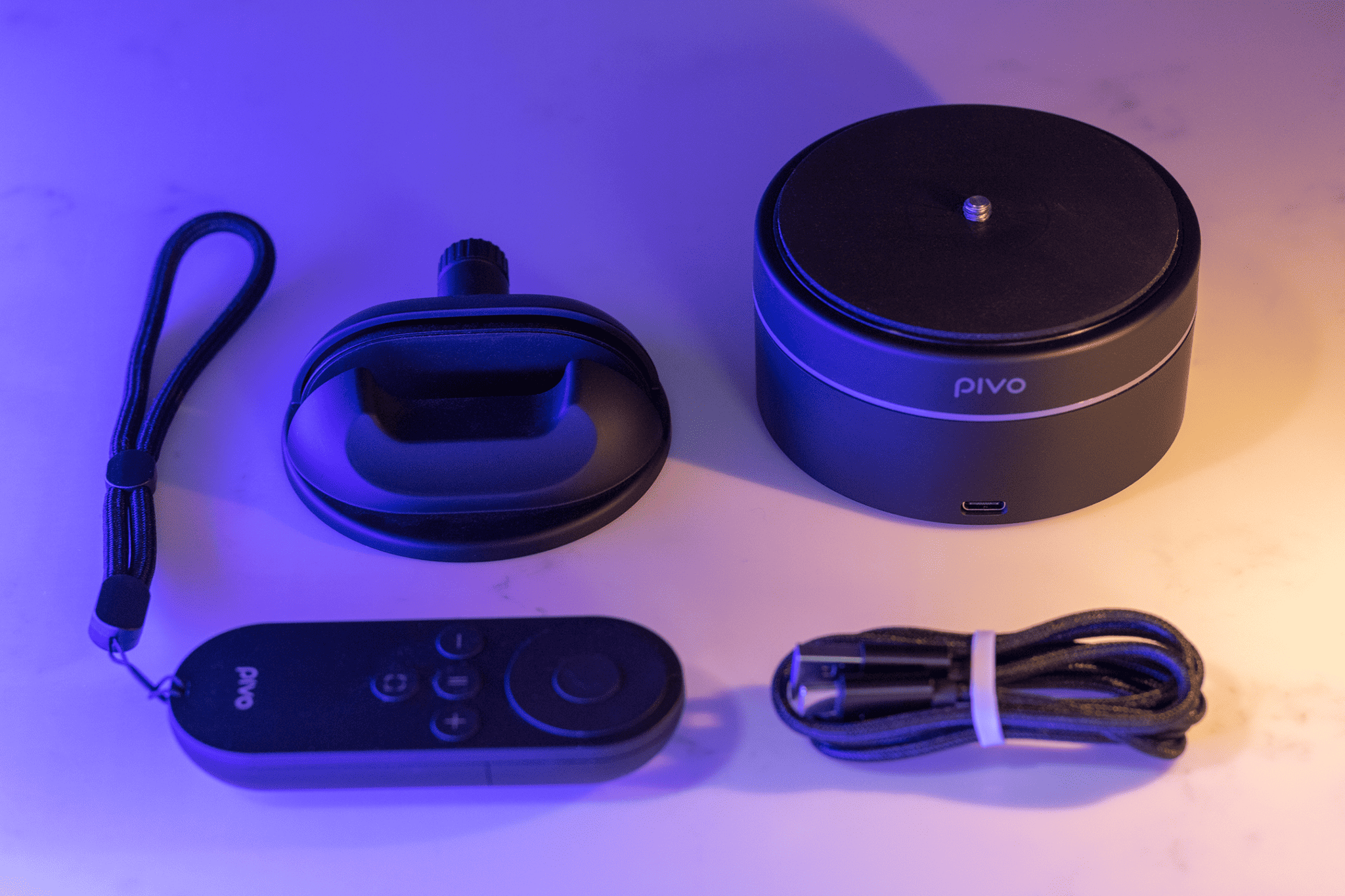 Pivo Max Review - Auto Face Tracking Camera & Smartphone Holder