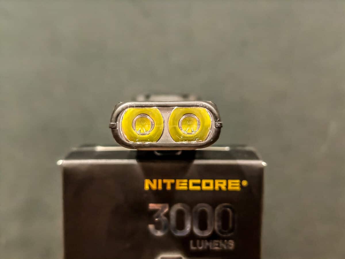 Nitecore EDC27 Slim Flashlight Review – Every Day Carry Flashlight with 1000 lumen output & 3000 ...