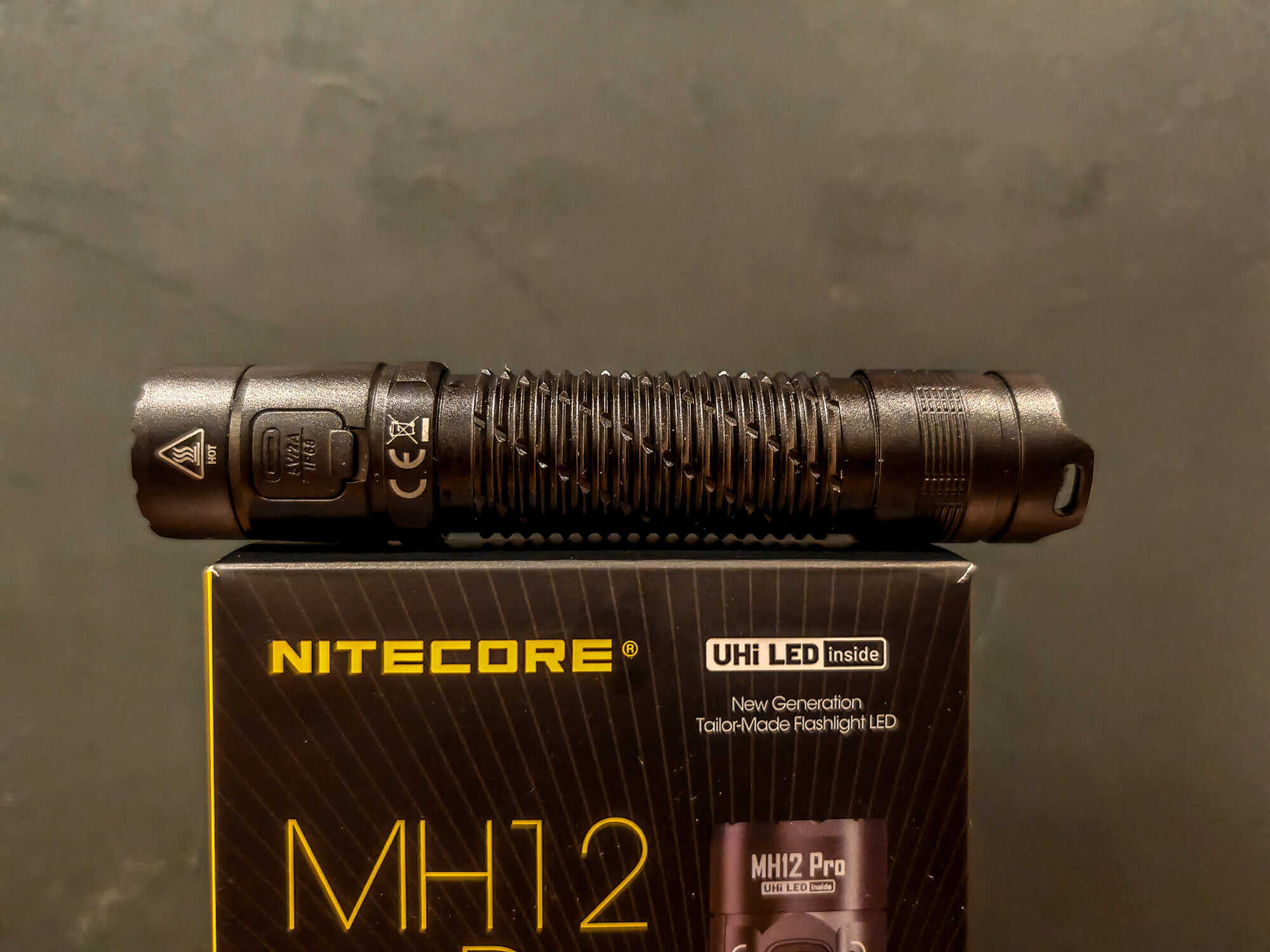 Nitecore MH12 Pro Flashlight Review: 3300 Lumen USB-C Rechargeable Flashlight
