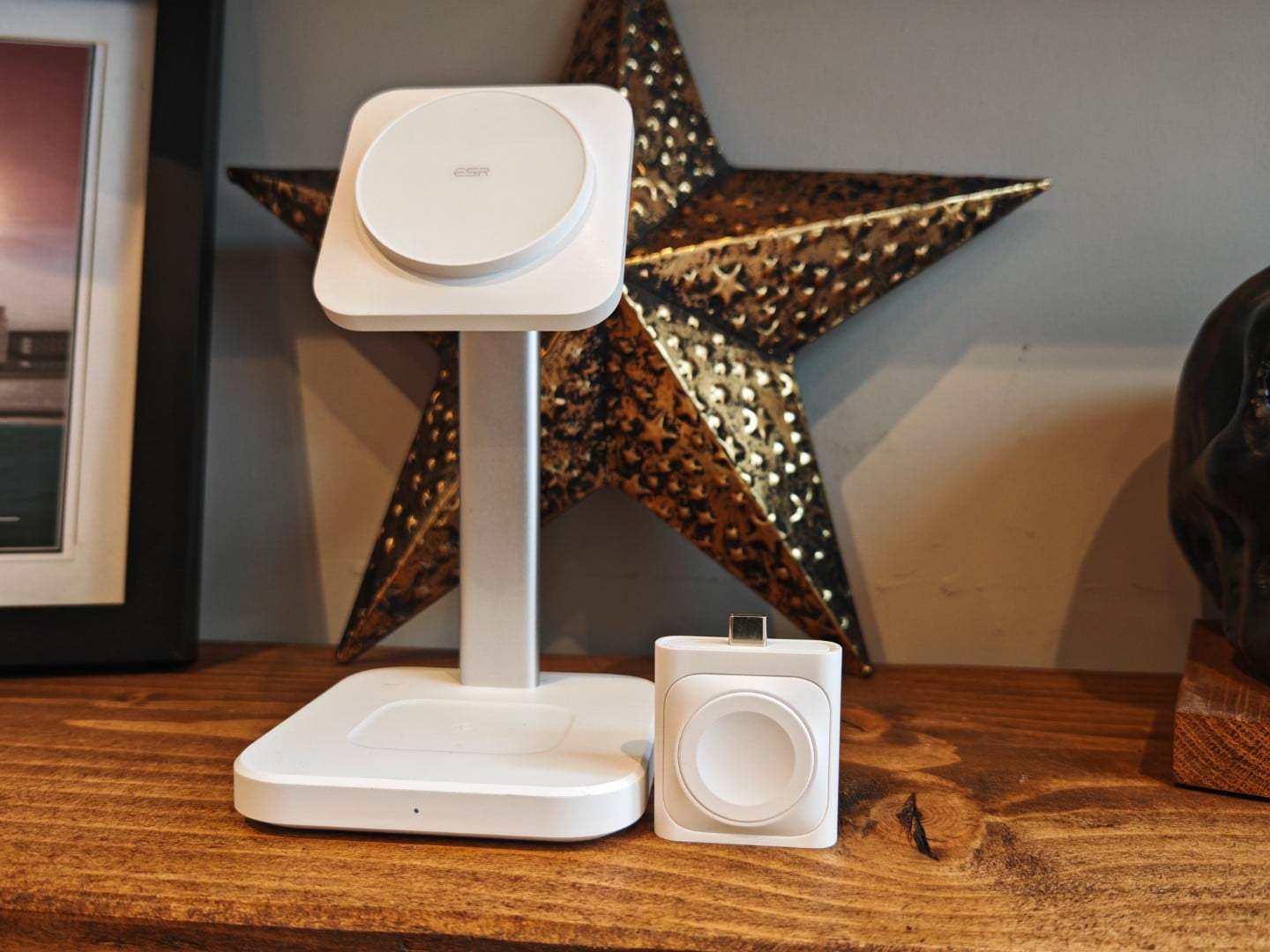 ESR Qi2 3-in-1 Watch Wireless Charging Set (HaloLock) Review