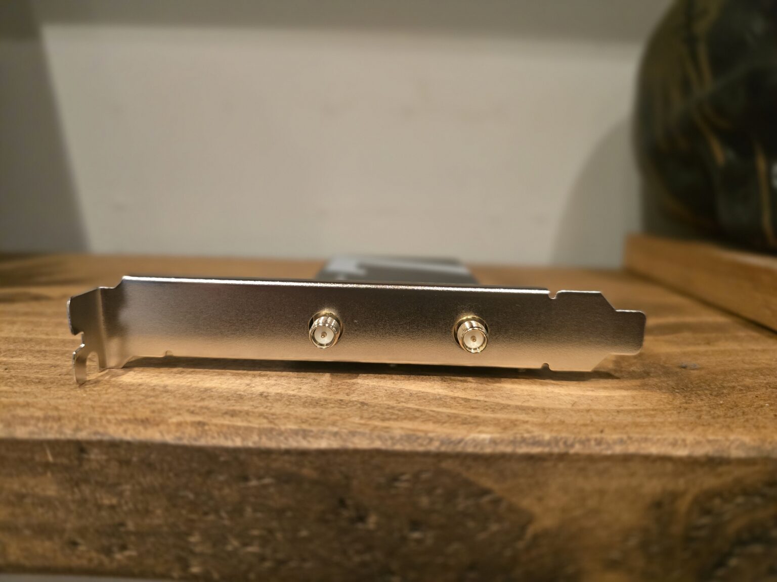 TP-Link Archer TBE550E Wi-Fi 7 Adapter Review – MediaTek MT7927 vs ...