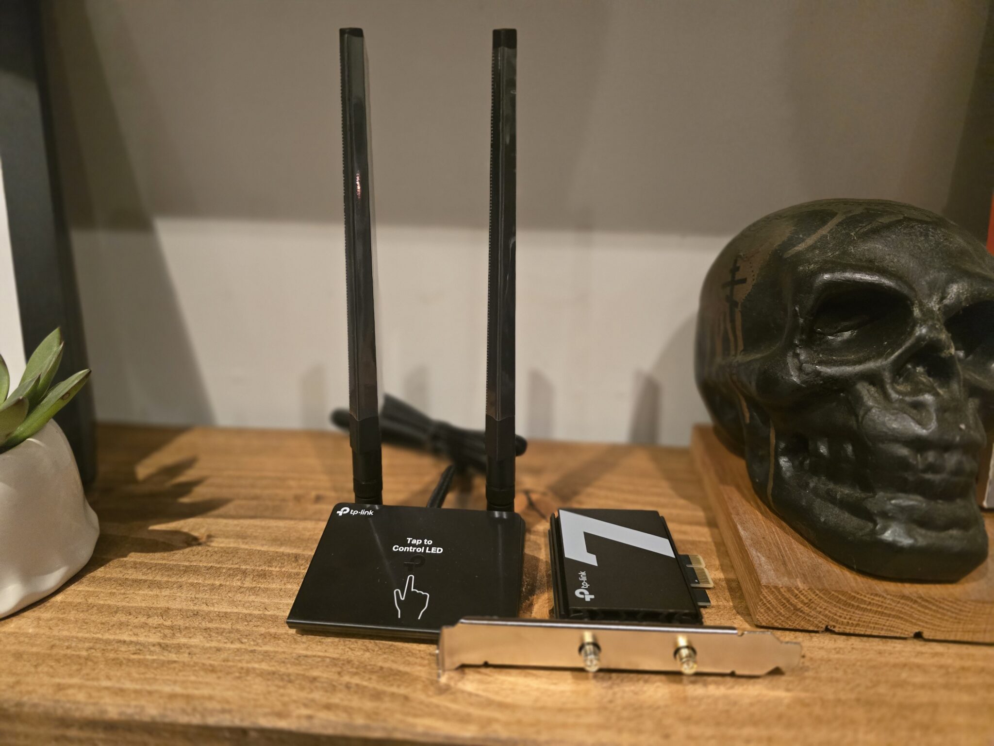 TP-Link Archer TBE550E Wi-Fi 7 Adapter Review – MediaTek MT7927 vs ...
