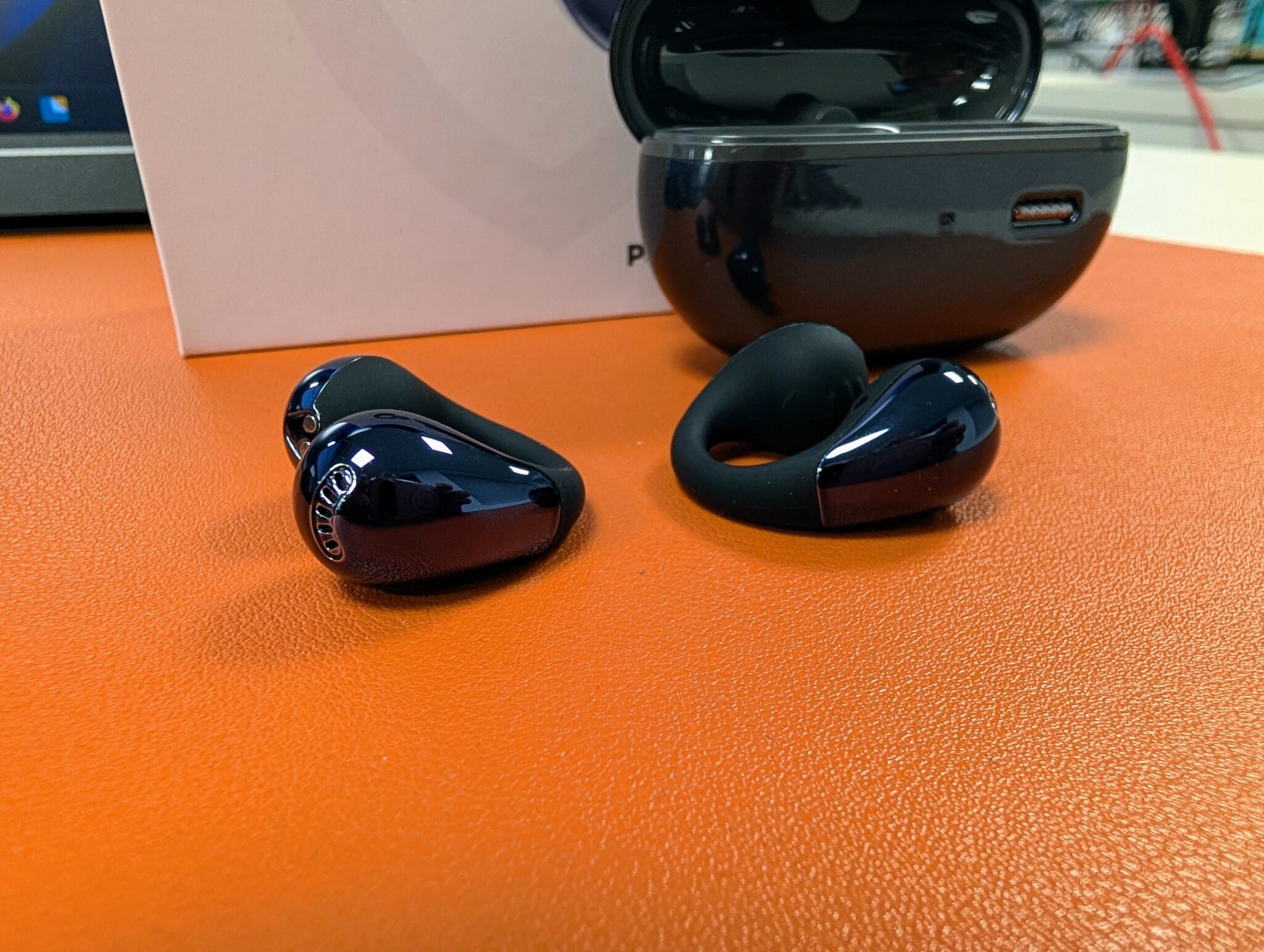 Soundpeats Pearl Clip Pro Review vs Soundcore c40i – Cuff Design Open ...