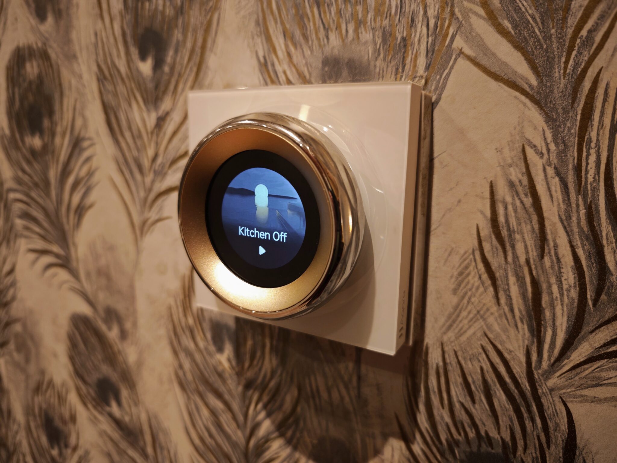 Aqara Touchscreen Dial V1 Review - Amazing hardware but let down by a lack of Matter and Home ...